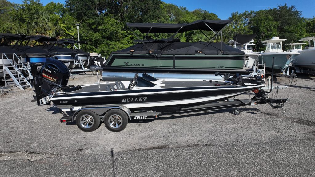 2022 Bullet 21SDC Bass Boat with Yamaha 250 SHO - Florida Family Marine